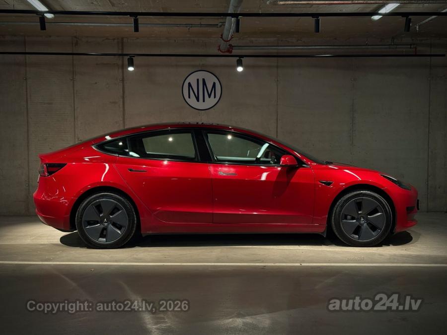 Sarkans Tesla Model 3 2022 Tallina, ar dzinēja tilpumu 0.00 L un nobraukumu 148 tūkst. km par 19990 €, foto 9 vietnē AUTOMOTO.COM.LV