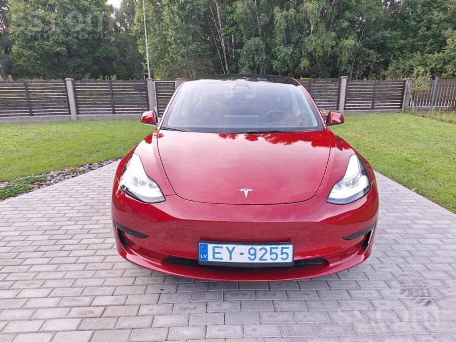 Красный Тесла Модель 3 2023 в Елгава, объемом двигателя 0.00 л и пробегом 62 тыс. км за 26900 €, фото 11 на AUTOMOTO.COM.LV