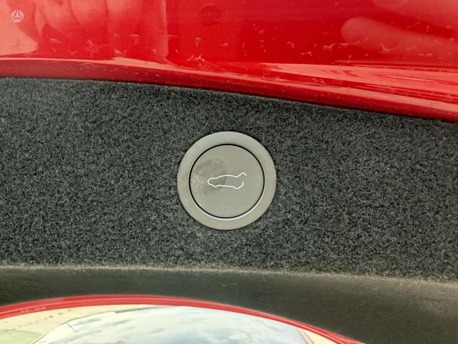 Red Tesla Model 3 2024 in Siauliai, with an engine capacity of 0.00 L and mileage of 33 thousand km for 18400 €, photo 16 on AUTOMOTO.COM.LV