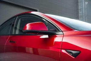 Red Tesla Model 3 2024 in Klaipeda, with an engine capacity of 0.00 L and mileage of 19 thousand km for 33500 €, photo 12 on AUTOMOTO.COM.LV