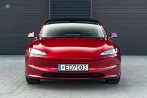 Red Tesla Model 3 2024 in Klaipeda, with an engine capacity of 0.00 L and mileage of 19 thousand km for 33500 €, photo 33 on AUTOMOTO.COM.LV