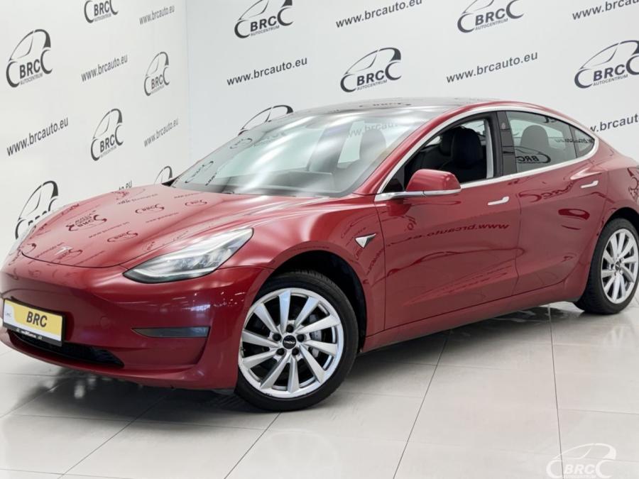 Tesla Model 3 2018 in Vilnius, with an engine capacity of 0.00 L and mileage of 358 thousand km for 13900 €, photo 1 on AUTOMOTO.COM.LV