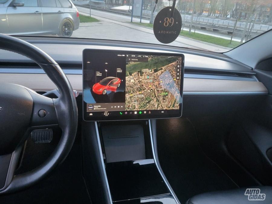 Tesla Model 3 2018 in Klaipeda, with an engine capacity of 0.00 L and mileage of 87 thousand km for 17000 €, photo 5 on AUTOMOTO.COM.LV
