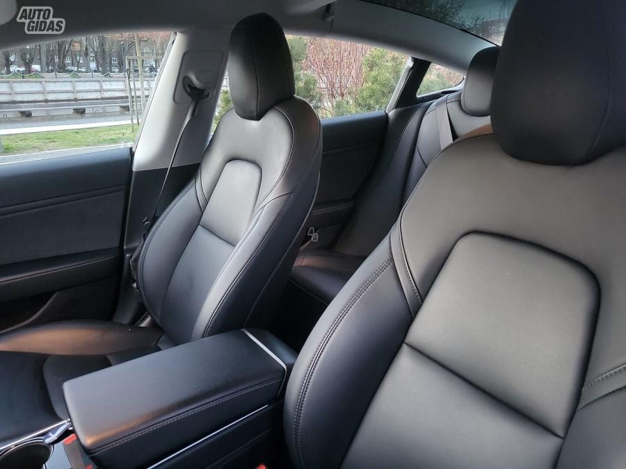 Tesla Model 3 2018 in Klaipeda, with an engine capacity of 0.00 L and mileage of 87 thousand km for 17000 €, photo 6 on AUTOMOTO.COM.LV