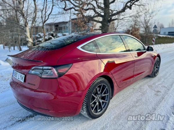 Tesla Model 3 2019 in Tallinn, with an engine capacity of 0.00 L and mileage of 147 thousand km for 18900 €, photo 8 on AUTOMOTO.COM.LV