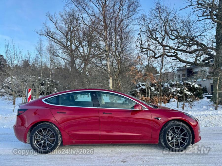 Tesla Model 3 2019 Tallina, ar dzinēja tilpumu 0.00 L un nobraukumu 147 tūkst. km par 18900 €, foto 5 vietnē AUTOMOTO.COM.LV