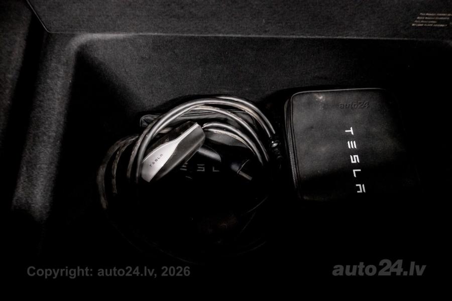 Tesla Model 3 2019 Pērnava, ar dzinēja tilpumu 0.00 L un nobraukumu 210 tūkst. km par 18990 €, foto 17 vietnē AUTOMOTO.COM.LV