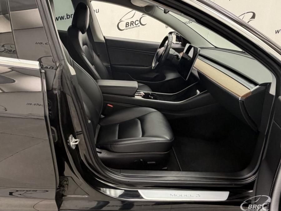 Tesla Model 3 2019 Viļņa, ar dzinēja tilpumu 0.00 L un nobraukumu 142 tūkst. km par 15900 €, foto 5 vietnē AUTOMOTO.COM.LV