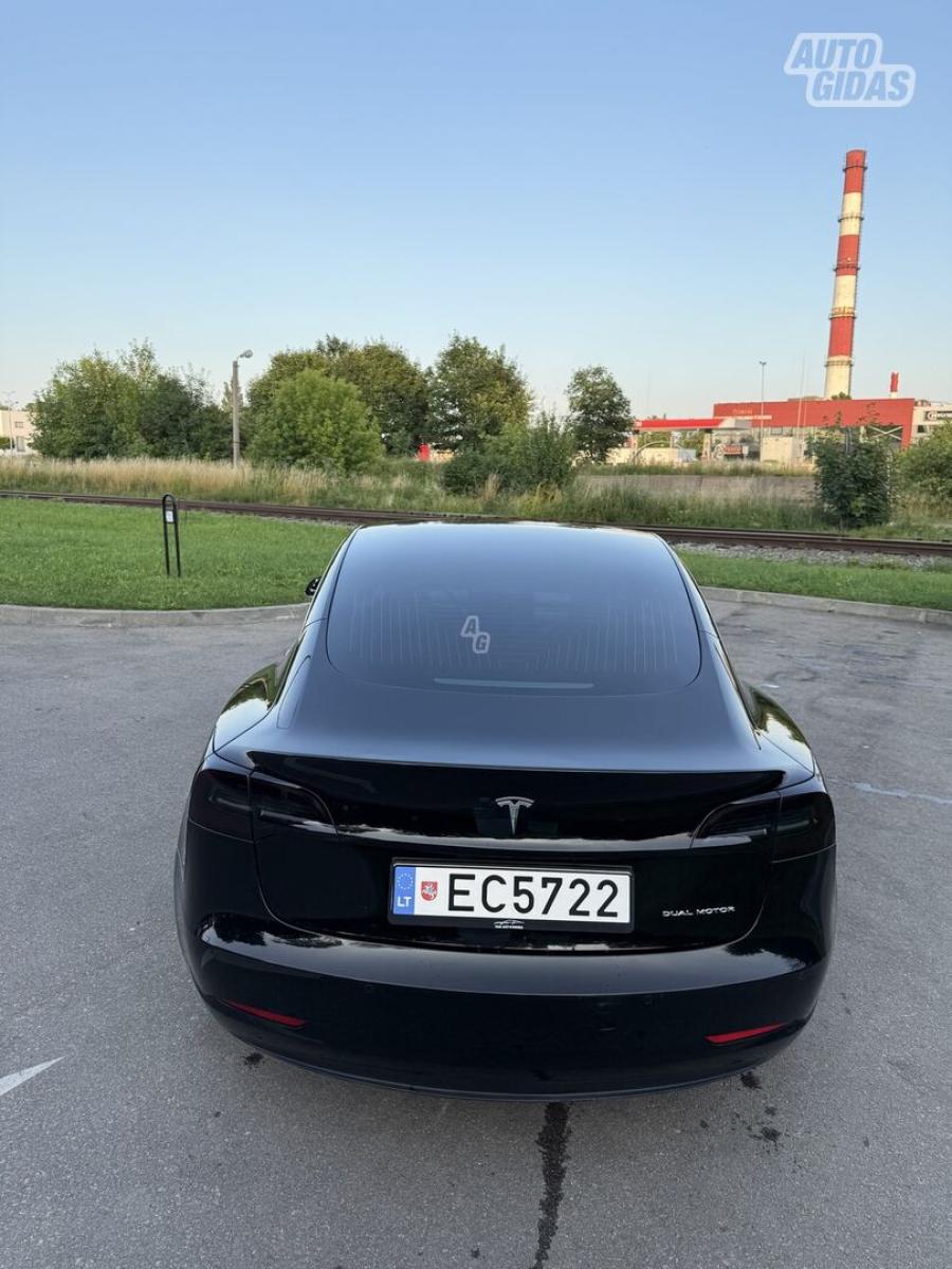 Tesla Model 3 2019 in Klaipeda, with an engine capacity of 0.00 L and mileage of 190 thousand km for 20000 €, photo 5 on AUTOMOTO.COM.LV