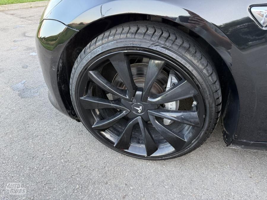 Tesla Model 3 2019 in Klaipeda, with an engine capacity of 0.00 L and mileage of 190 thousand km for 20000 €, photo 18 on AUTOMOTO.COM.LV