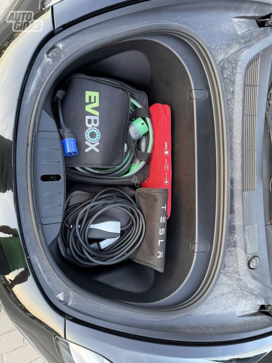 Tesla Model 3 2019 in Klaipeda, with an engine capacity of 0.00 L and mileage of 190 thousand km for 20000 €, photo 20 on AUTOMOTO.COM.LV