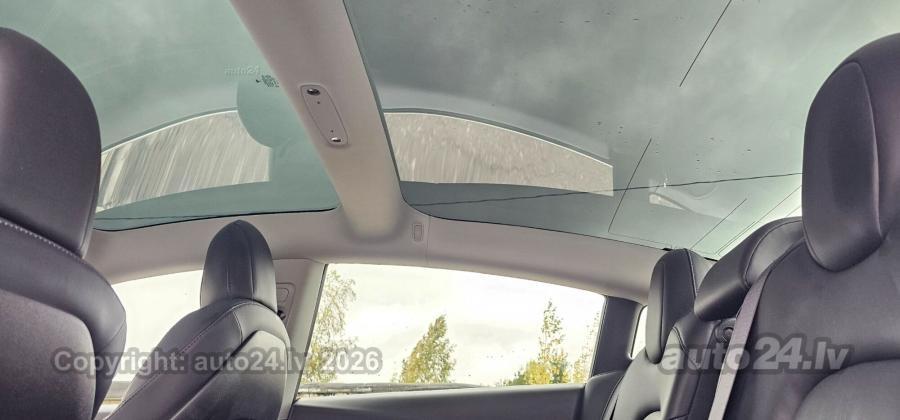 Tesla Model 3 2019 Narva, ar dzinēja tilpumu 0.00 L un nobraukumu 126 tūkst. km par 24990 €, foto 8 vietnē AUTOMOTO.COM.LV