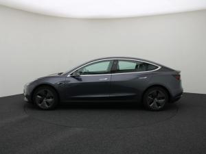 Tesla Model 3 2020 in Vilnius, with an engine capacity of 0.00 L and mileage of 148 thousand km for 18599 €, photo 5 on AUTOMOTO.COM.LV