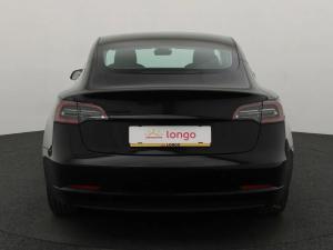 Tesla Model 3 2020 in Vilnius, with an engine capacity of 0.00 L and mileage of 149 thousand km for 18799 €, photo 6 on AUTOMOTO.COM.LV