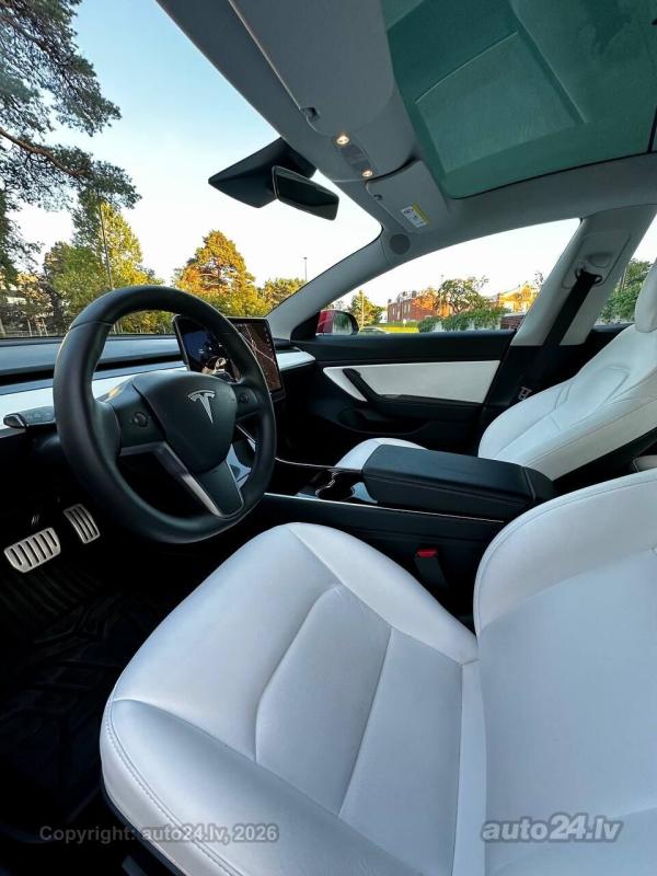 Tesla Model 3 2020 Tallina, ar dzinēja tilpumu 0.00 L un nobraukumu 60 tūkst. km par 28500 €, foto 10 vietnē AUTOMOTO.COM.LV