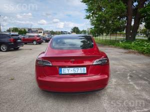 Tesla Model 3 2020 in Riga, with an engine capacity of 0.00 L and mileage of 123 thousand km for 17500 €, photo 7 on AUTOMOTO.COM.LV