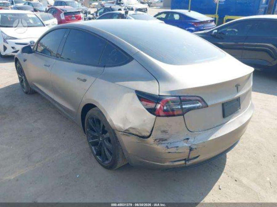 Tesla Model 3 2020 in Klaipeda, with an engine capacity of 0.00 L and mileage of 125 thousand km for 14500 €, photo 4 on AUTOMOTO.COM.LV