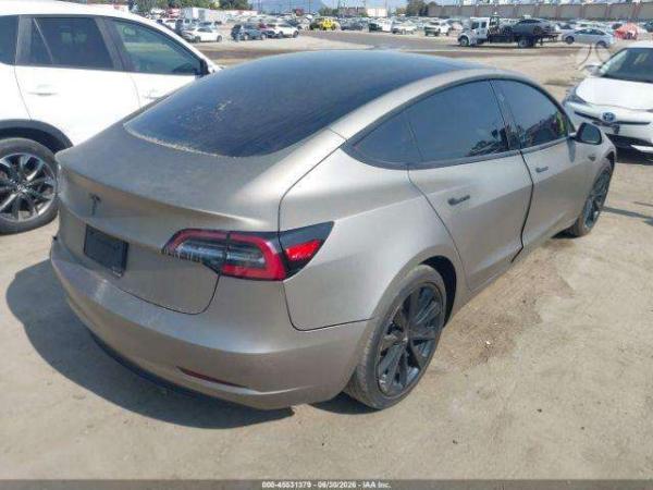 Tesla Model 3 2020 in Klaipeda, with an engine capacity of 0.00 L and mileage of 125 thousand km for 14500 €, photo 4 on AUTOMOTO.COM.LV