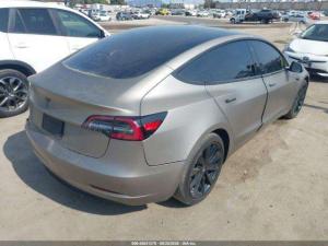 Tesla Model 3 2020 in Klaipeda, with an engine capacity of 0.00 L and mileage of 125 thousand km for 14500 €, photo 5 on AUTOMOTO.COM.LV