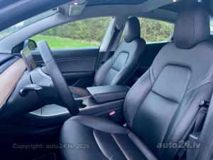 Tesla Model 3 2020 in Tallinn, with an engine capacity of 0.00 L and mileage of 129 thousand km for 24900 €, photo 12 on AUTOMOTO.COM.LV