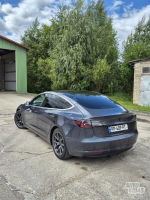 Tesla Model 3 2020 Viļņa, ar dzinēja tilpumu 0.00 L un nobraukumu 140 tūkst. km par 16000 €, foto 5 vietnē AUTOMOTO.COM.LV