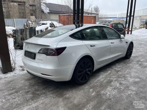 Tesla Model 3 2021 in Vilnius, with an engine capacity of 0.00 L and mileage of 138 thousand km for 24000 €, photo 2 on AUTOMOTO.COM.LV