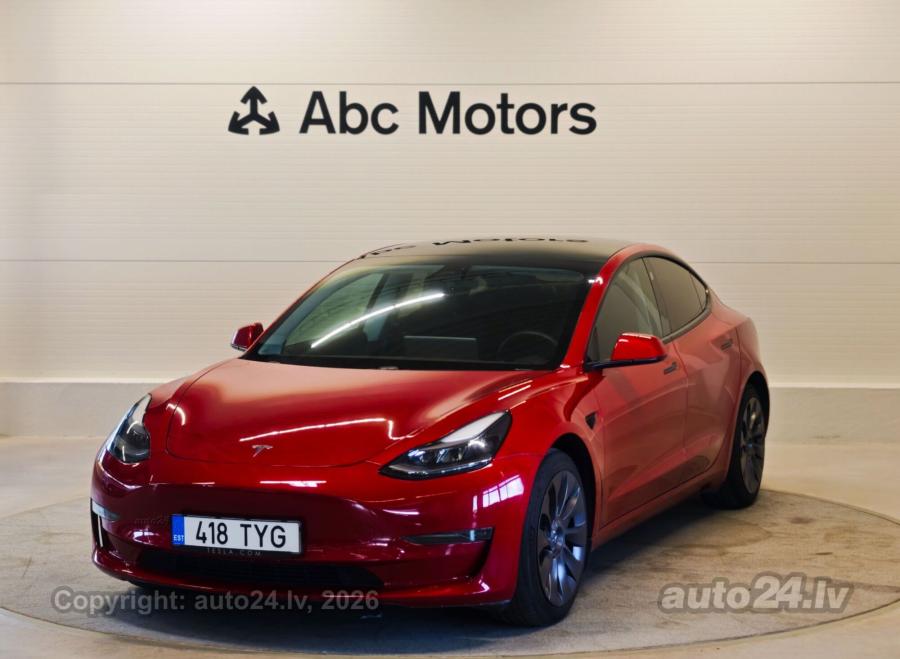 Tesla Model 3 2021 Tallina, ar dzinēja tilpumu 0.00 L un nobraukumu 69 tūkst. km par 30590 €, foto 1 vietnē AUTOMOTO.COM.LV