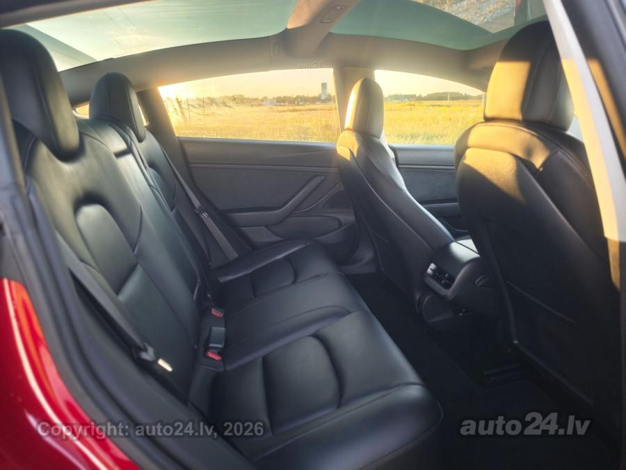 Tesla Model 3 2021 Tallina, ar dzinēja tilpumu 0.00 L un nobraukumu 69 tūkst. km par 30590 €, foto 16 vietnē AUTOMOTO.COM.LV