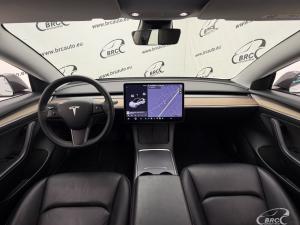 Tesla Model 3 2021 in Vilnius, with an engine capacity of 0.00 L and mileage of 106 thousand km for 23500 €, photo 4 on AUTOMOTO.COM.LV