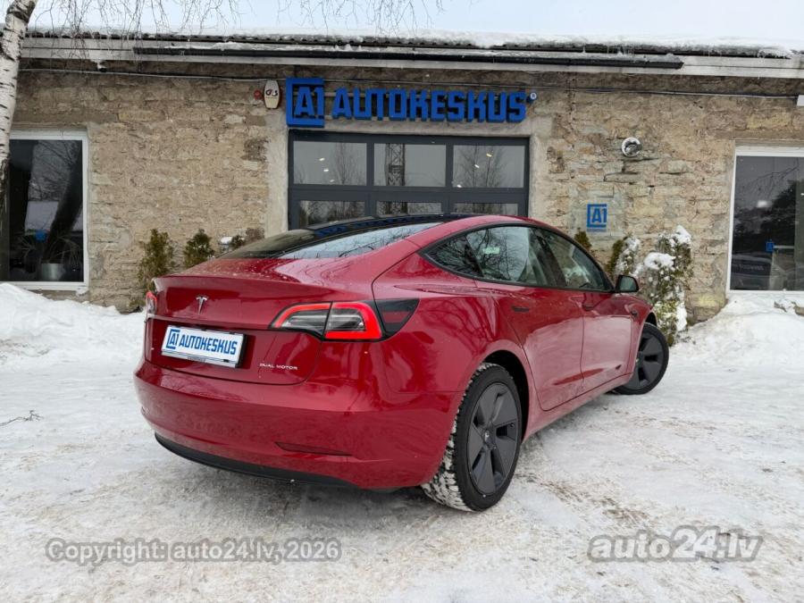 Tesla Model 3 2022 Tallina, ar dzinēja tilpumu 0.00 L un nobraukumu 50 tūkst. km par 31990 €, foto 2 vietnē AUTOMOTO.COM.LV