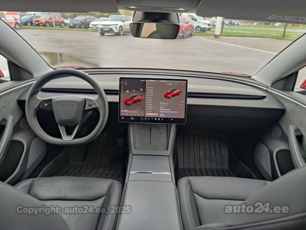 Tesla Model 3 2023 in Tartu, with an engine capacity of 0.00 L and mileage of 43 thousand km for 43900 €, photo 11 on AUTOMOTO.COM.LV