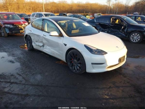 Tesla Model 3 2023 Klaipėda, ar dzinēja tilpumu 0.00 L un nobraukumu 0 tūkst. km par 13500 €, foto 1 vietnē AUTOMOTO.COM.LV