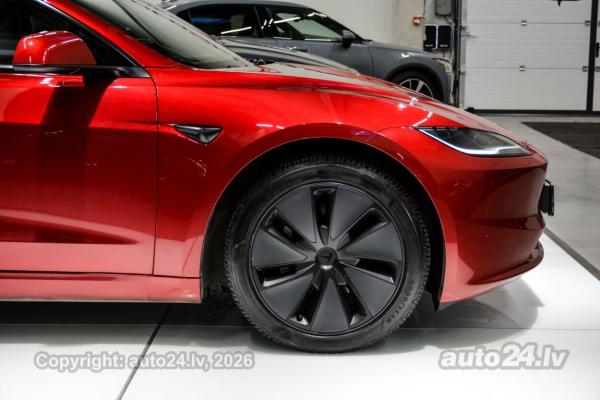 Tesla Model 3 2024 Tallina, ar dzinēja tilpumu 0.00 L un nobraukumu 42 tūkst. km par 41900 €, foto 4 vietnē AUTOMOTO.COM.LV