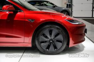 Tesla Model 3 2024 Tallina, ar dzinēja tilpumu 0.00 L un nobraukumu 42 tūkst. km par 41900 €, foto 4 vietnē AUTOMOTO.COM.LV