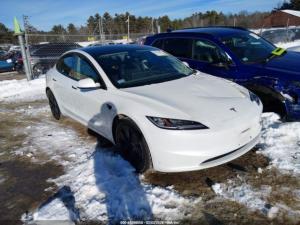 Tesla Model 3 2024 Klaipėda, ar dzinēja tilpumu 0.00 L un nobraukumu 0 tūkst. km par 12400 €, foto  vietnē AUTOMOTO.COM.LV