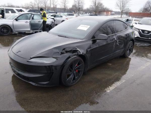 Tesla Model 3 2024 in Klaipeda, with an engine capacity of 0.00 L and mileage of 0 thousand km for 16600 €, photo 2 on AUTOMOTO.COM.LV