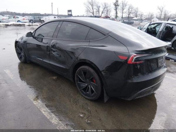 Tesla Model 3 2024 in Klaipeda, with an engine capacity of 0.00 L and mileage of 0 thousand km for 16600 €, photo 3 on AUTOMOTO.COM.LV