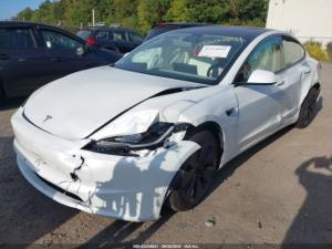 Tesla Model 3 2025 Klaipėda, ar dzinēja tilpumu 0.00 L un nobraukumu 0 tūkst. km par 10000 €, foto 2 vietnē AUTOMOTO.COM.LV