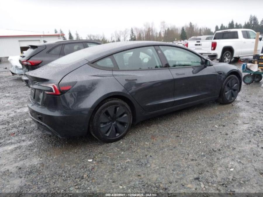 Tesla Model 3 2025 Klaipėda, ar dzinēja tilpumu 0.00 L un nobraukumu 0 tūkst. km par 15300 €, foto 4 vietnē AUTOMOTO.COM.LV