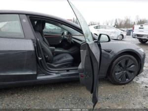 Tesla Model 3 2025 Klaipėda, ar dzinēja tilpumu 0.00 L un nobraukumu 0 tūkst. km par 15300 €, foto 5 vietnē AUTOMOTO.COM.LV