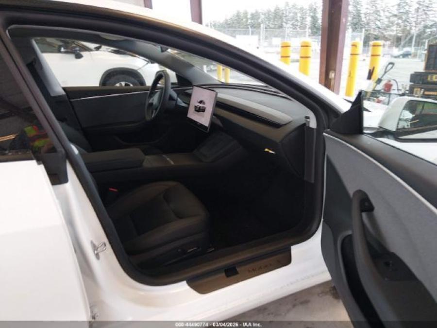 Tesla Model 3 2025 Klaipėda, ar dzinēja tilpumu 0.00 L un nobraukumu 0 tūkst. km par 22500 €, foto 5 vietnē AUTOMOTO.COM.LV