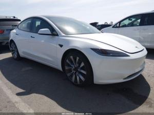 Tesla Model 3 2025 in Klaipeda, with an engine capacity of 0.00 L and mileage of 0 thousand km for 11600 €, photo  on AUTOMOTO.COM.LV