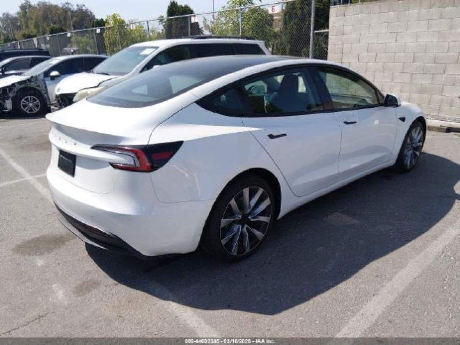 Tesla Model 3 2025 in Klaipeda, with an engine capacity of 0.00 L and mileage of 0 thousand km for 11600 €, photo 5 on AUTOMOTO.COM.LV