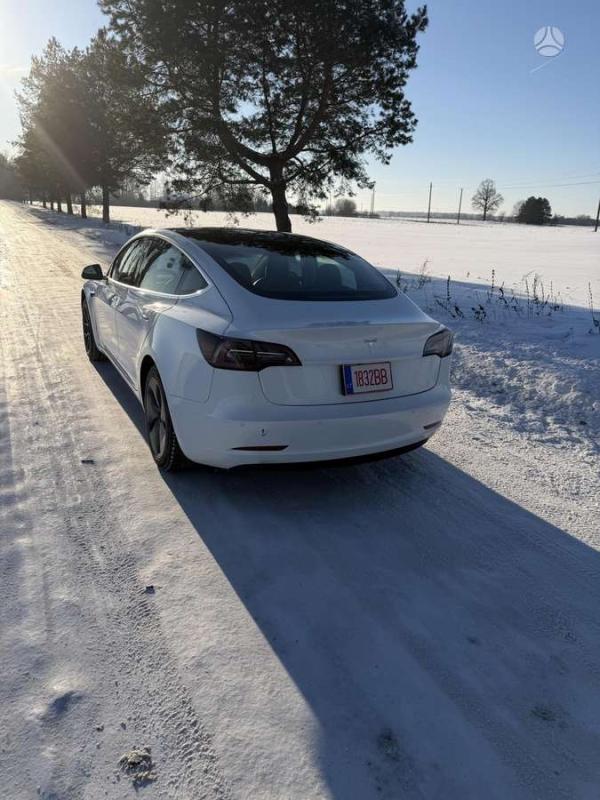 Balts Tesla Model 3 2019 Kauņa, ar dzinēja tilpumu 0.00 L un nobraukumu 90 tūkst. km par 14800 €, foto 6 vietnē AUTOMOTO.COM.LV