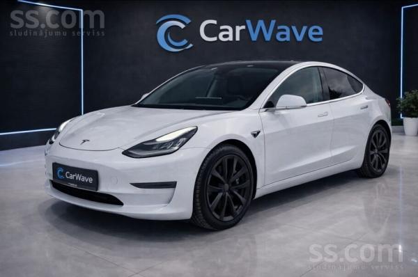White Tesla Model 3 2019 in Riga, with an engine capacity of 0.00 L and mileage of 139 thousand km for 17700 €, photo 1 on AUTOMOTO.COM.LV