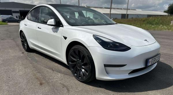 Balts Tesla Model 3 2019 Kauņa, ar dzinēja tilpumu 0.00 L un nobraukumu 171 tūkst. km par 18500 €, foto 3 vietnē AUTOMOTO.COM.LV