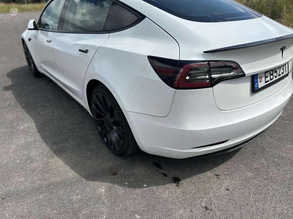 Balts Tesla Model 3 2019 Kauņa, ar dzinēja tilpumu 0.00 L un nobraukumu 171 tūkst. km par 18500 €, foto 5 vietnē AUTOMOTO.COM.LV