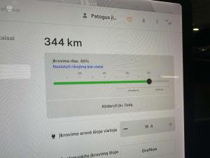 White Tesla Model 3 2019 in Kaunas, with an engine capacity of 0.00 L and mileage of 171 thousand km for 18500 €, photo 16 on AUTOMOTO.COM.LV