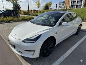 White Tesla Model 3 2019 in Vilnius, with an engine capacity of 0.00 L and mileage of 94 thousand km for 20500 €, photo 8 on AUTOMOTO.COM.LV