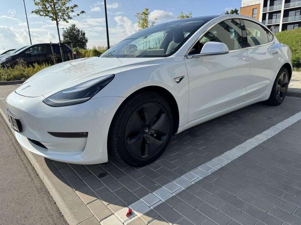 Белый Тесла Модель 3 2019 в Вильнюс, объемом двигателя 0.00 л и пробегом 94 тыс. км за 20500 €, фото 9 на AUTOMOTO.COM.LV
